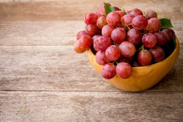 7 Kinds of Pink Grapes - Minneopa Orchards