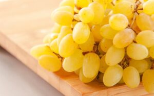 3 Kinds of Yellow Grapes - Minneopa Orchards