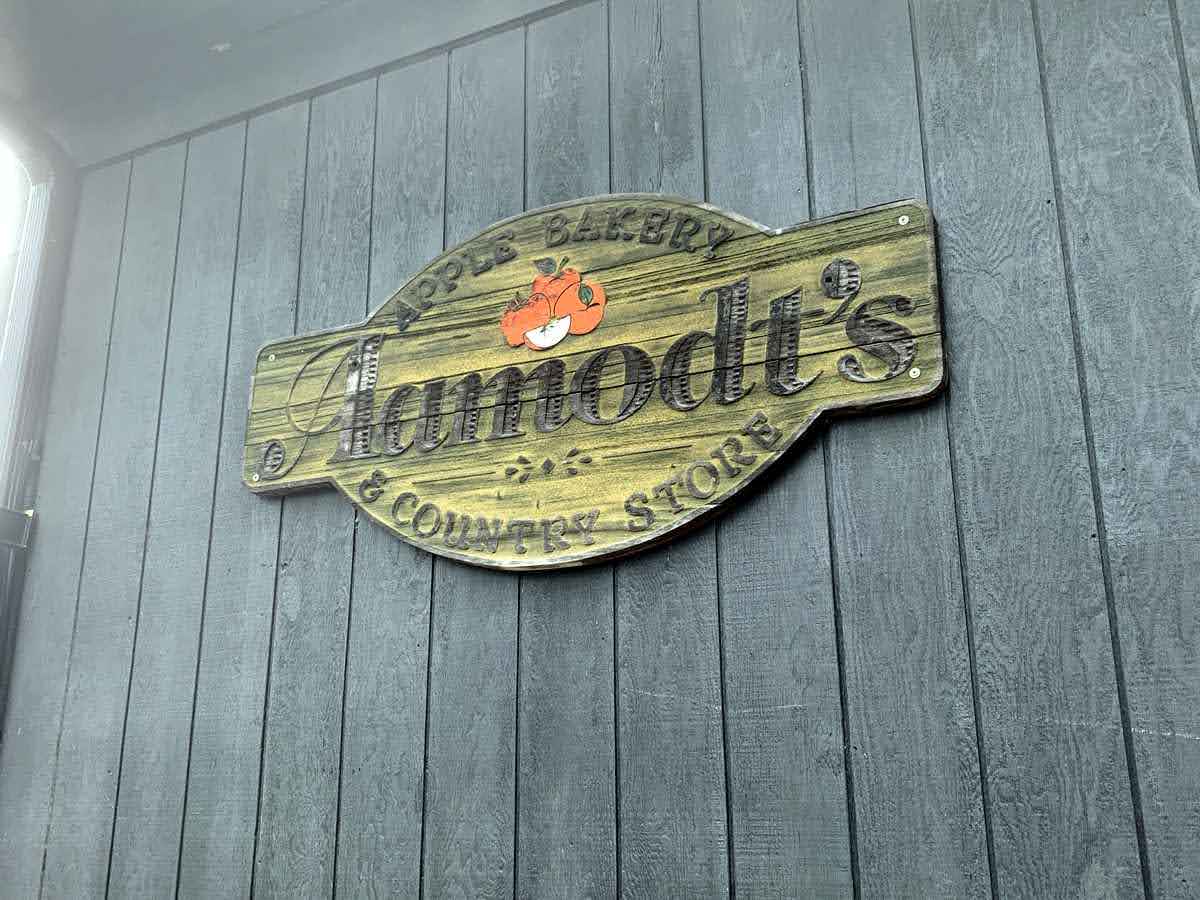 Aamodt's Apple Farm: An Amazing Minnesota Apple Orchard - Minneopa Orchards