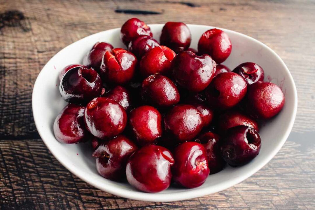 Easy Cherry Juice Recipe: 5 Steps To The Best Cherry Juice - Minneopa ...