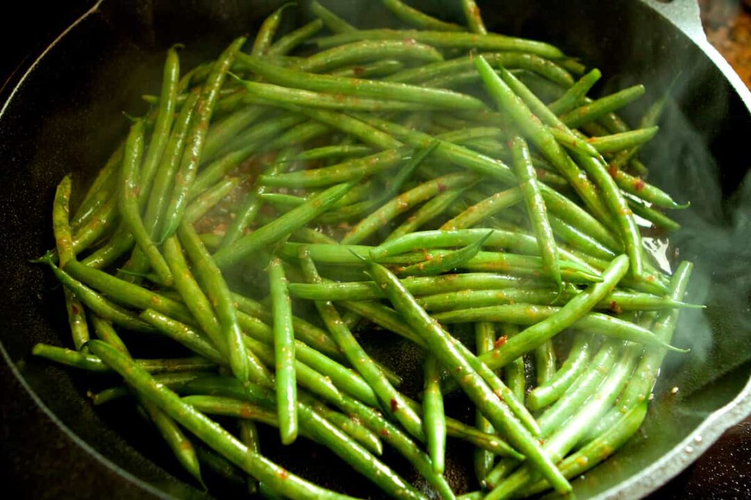 All About Royal Burgundy Beans - Minneopa Orchards