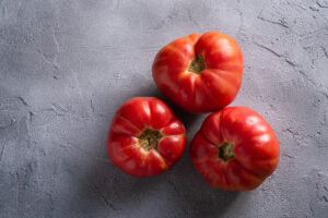 All About The Enormous Beefmaster Tomato - Minneopa Orchards