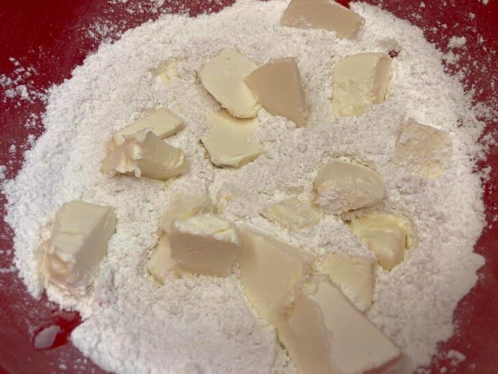 Old Fashioned Apple Raisin Pie Recipe: Perfect for Fall and Winter ...