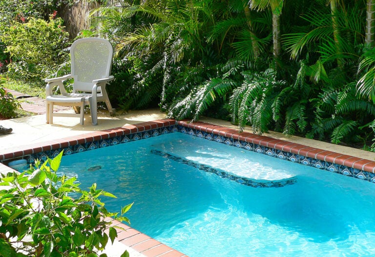 Backyard Mini Pool Installation: Maximizing Your Outdoor Space ...