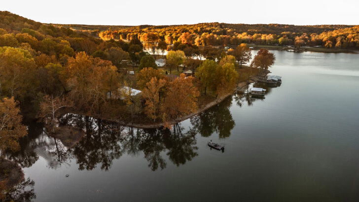 The Spectacular Colors of Oklahoma Fall Foliage - Minneopa Orchards